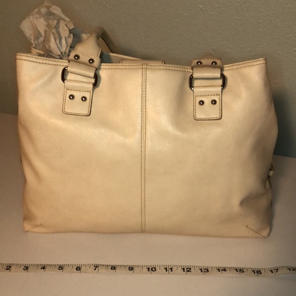 Liz Claiborne | Bags | Nwt Liz Claiborne Bone Colored Handbag | Poshmark